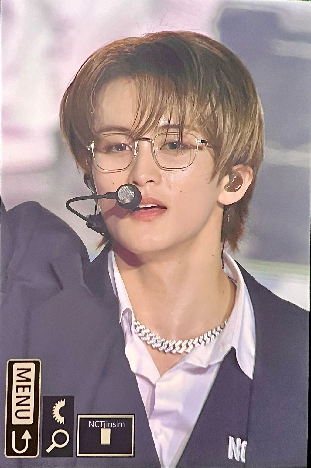 혹하게하는것들 오늘자 가요대전 안경 마크 프리뷰 Daum 카페
