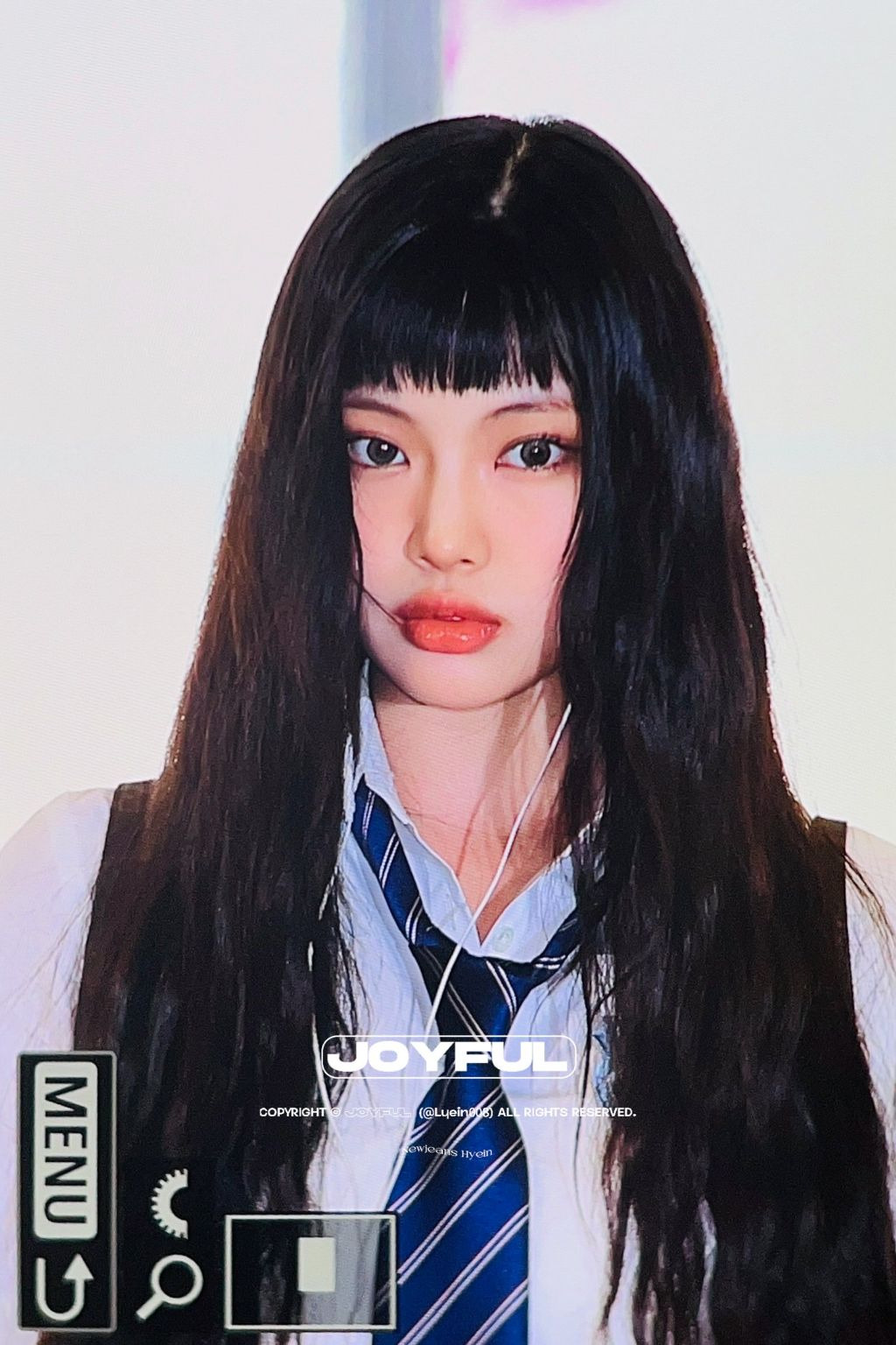 혹하게하는것들 오늘자 뉴진스 도쿄 출국 프리뷰 Daum 카페