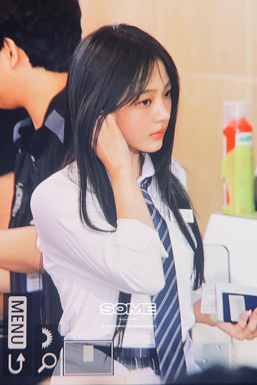 혹하게하는것들 오늘자 뉴진스 도쿄 출국 프리뷰 Daum 카페