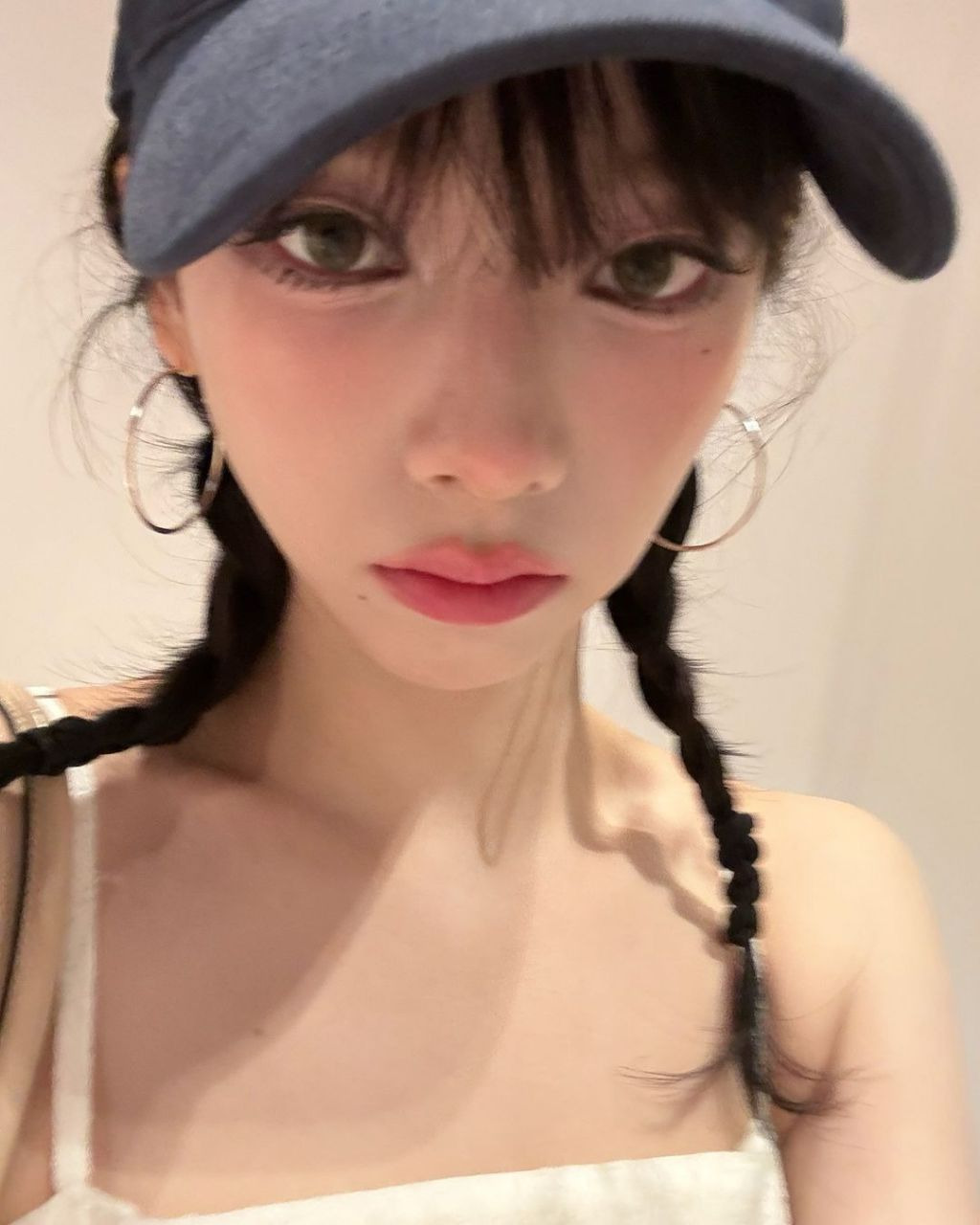 혹하게하는것들 오늘자 에스파 카리나 인스타 업뎃 Daum 카페