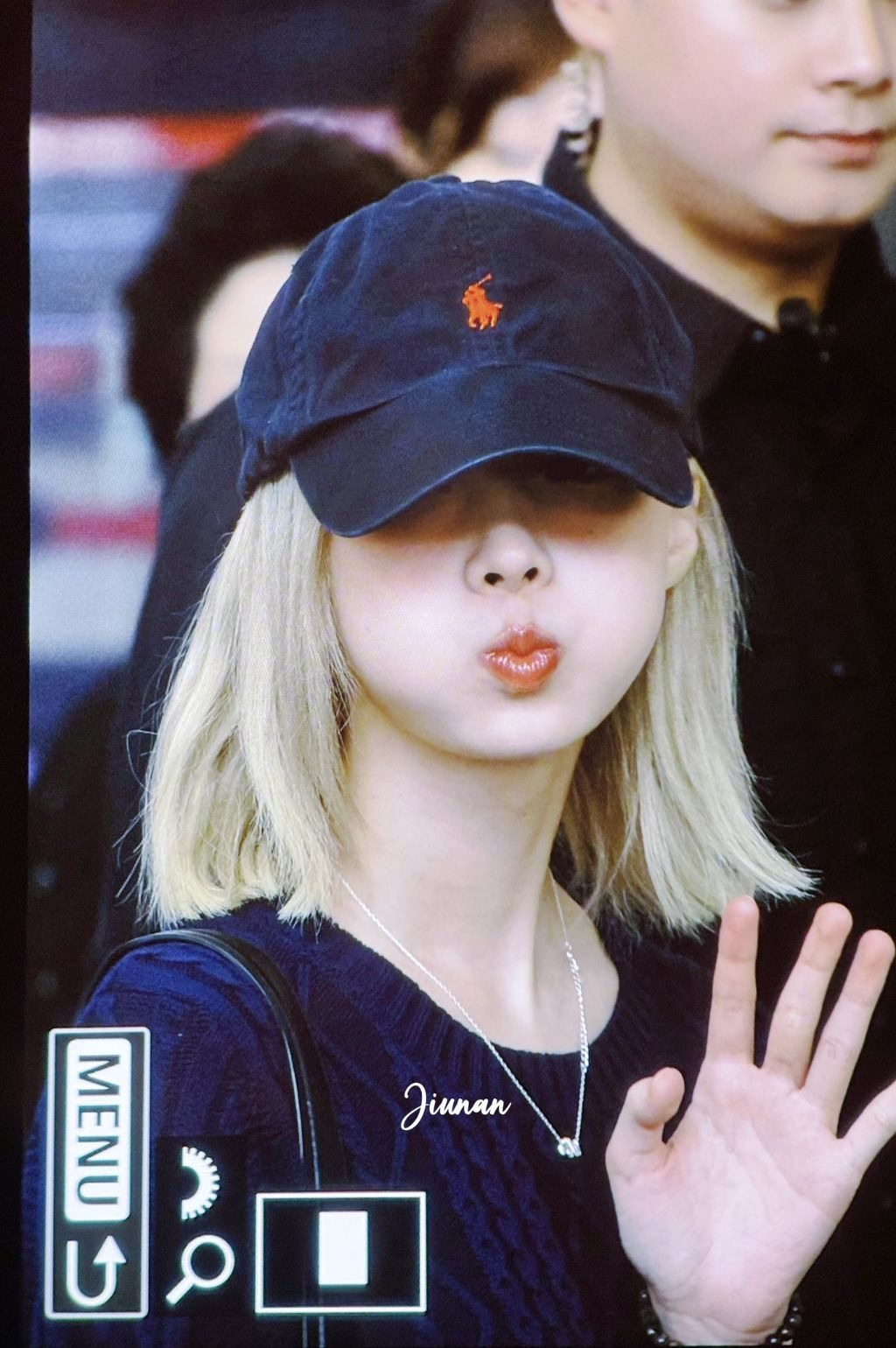 혹하게하는것들 오늘자 에스파 일본 출국 기사사진 Daum 카페