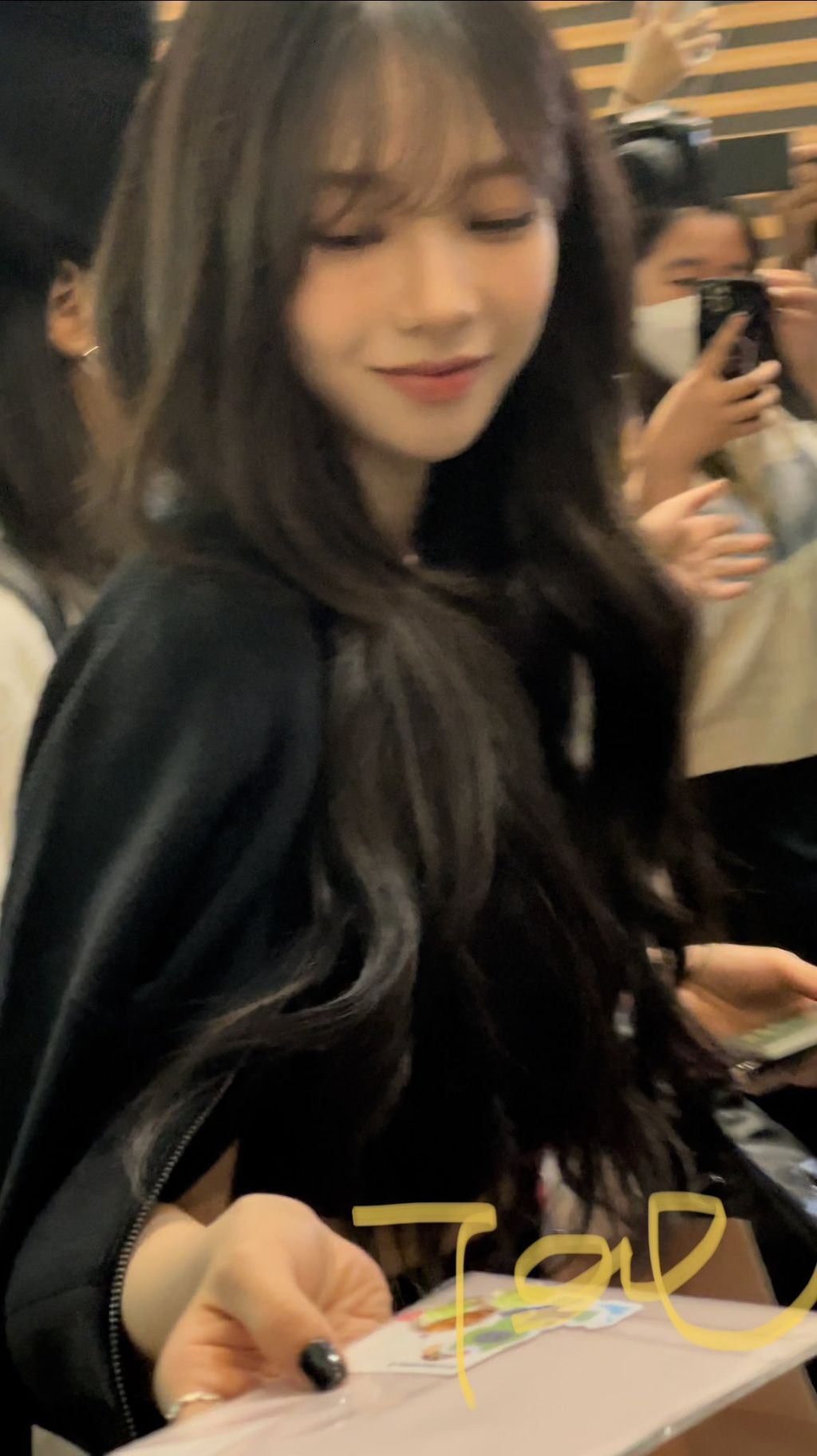 혹하게하는것들 말도 안되게 현실감 없는 카리나 폰카짤 Daum 카페