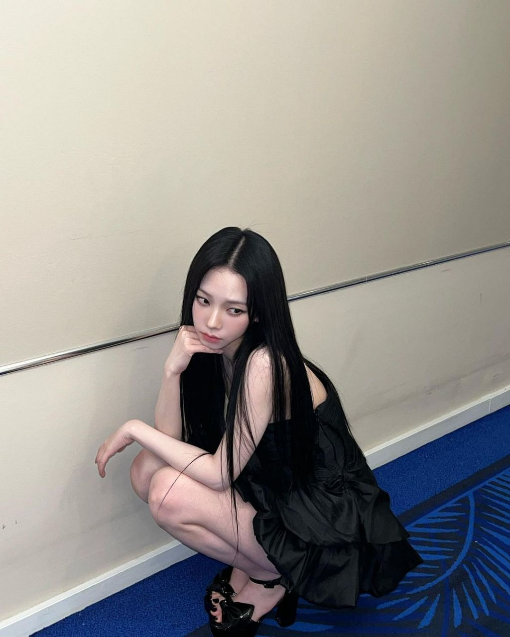 혹하게하는것들 내가 보고싶어서 다시꺼내보는 흑발 칸 카리나 Daum 카페