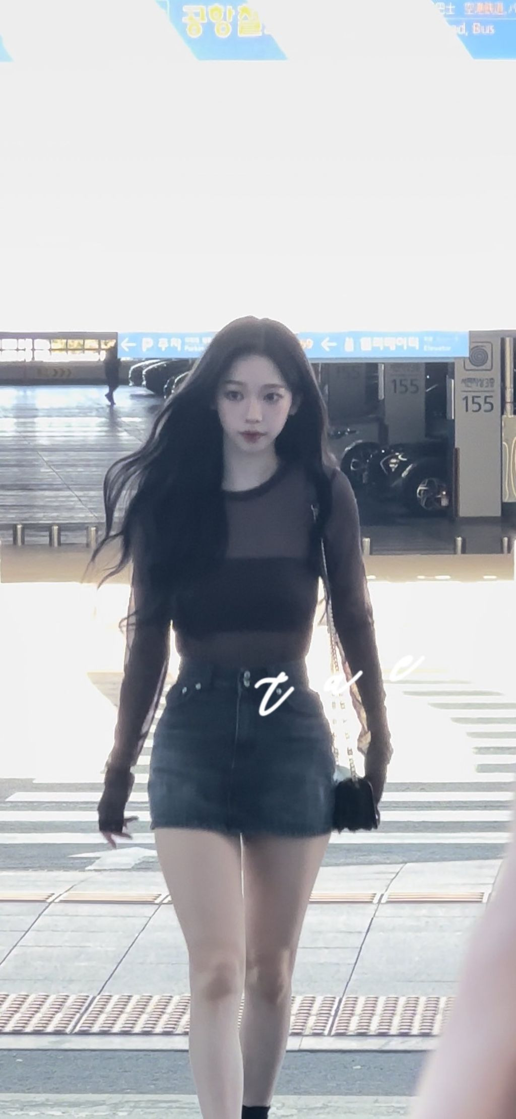혹하게하는것들 말도 안되게 현실감 없는 카리나 폰카짤 Daum 카페