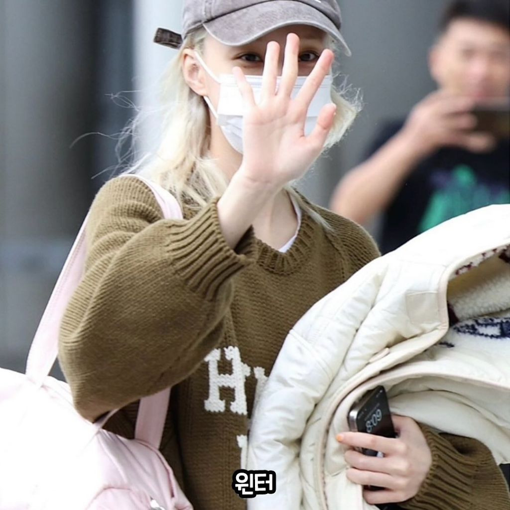 사이버 집현전 요즘 연예인들이 많이 입는 운동복계의 에르메스 Daum 카페