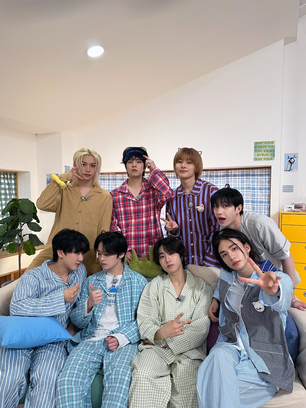 우리노 😻 침대 빙고 지옥 2｜스키즈 코드 Ep56 리노 Daum 카페
