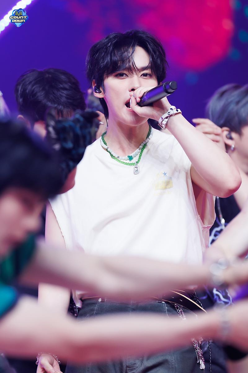 우리노 😽 240808 Mcountdown 현장 포토 리노 Daum 카페