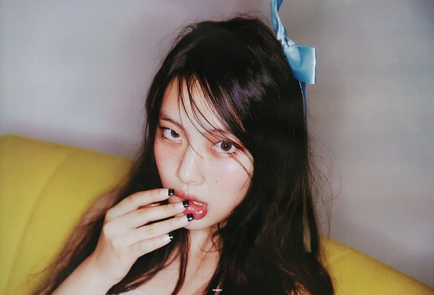 연예인 데일리룩 데이즈드 2025년 1월호 뉴진스 혜인 Daum 카페