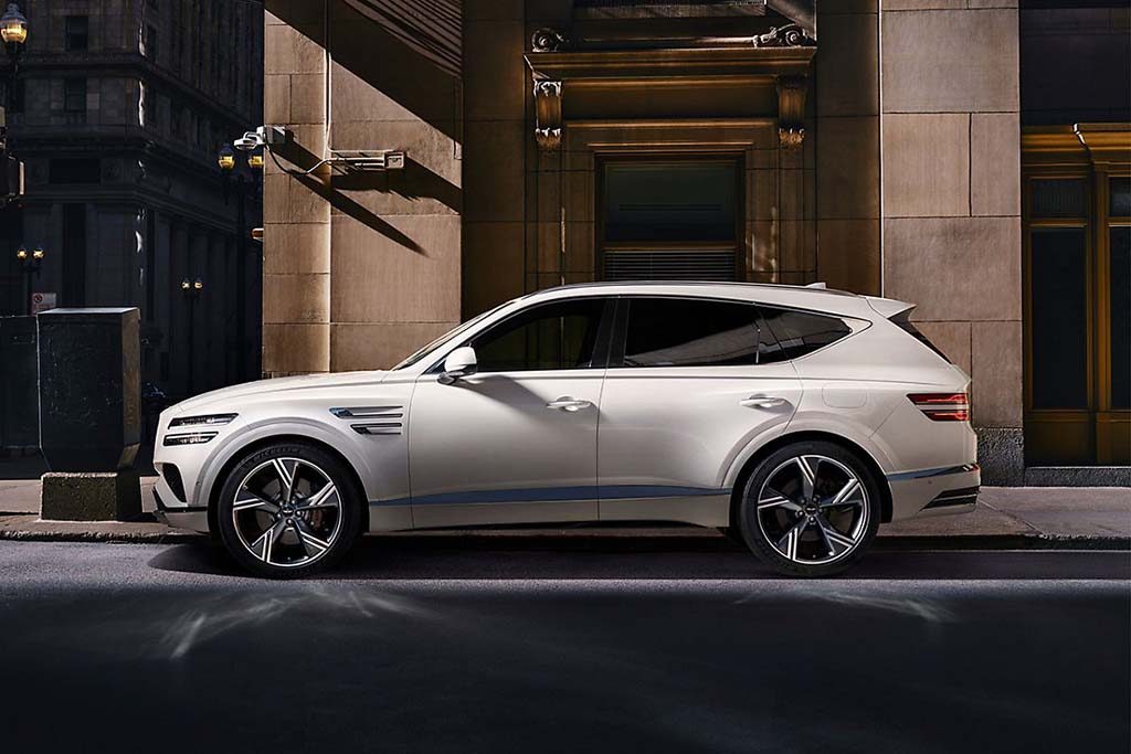 "벌써 풀체인지 소식" 신형 GV80 이것까지 출시한