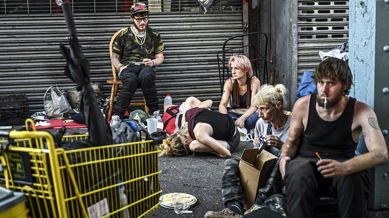 매튜 패리의 죽음과 미국을 덮친 오피오이드 사태의 교훈