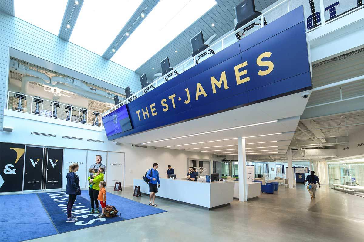 복합 놀이공간 The St. James