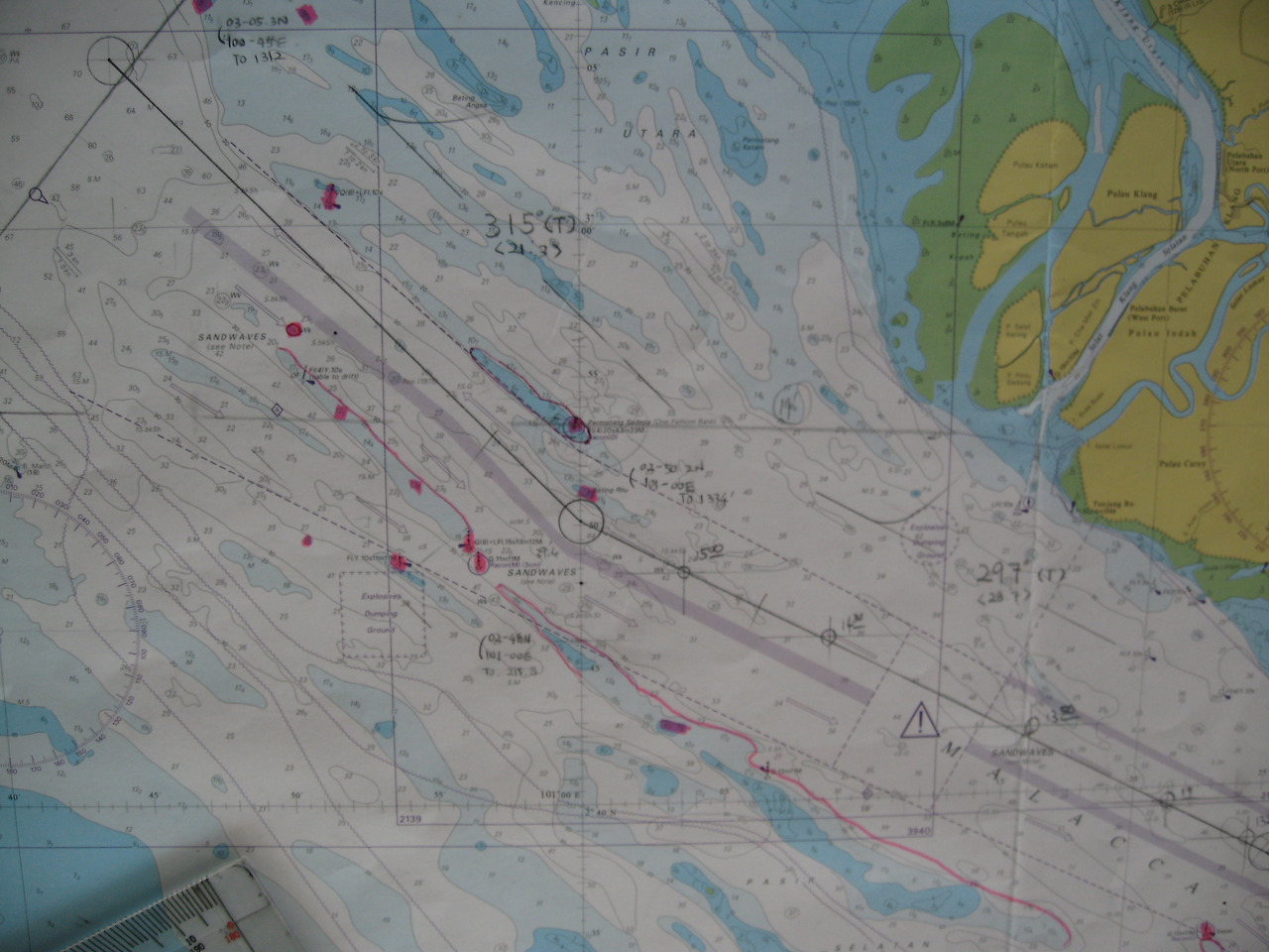 11화 ONE FATHOM BANK