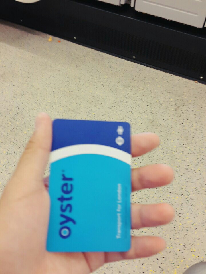 2016년 7월 6일. Hello, London.