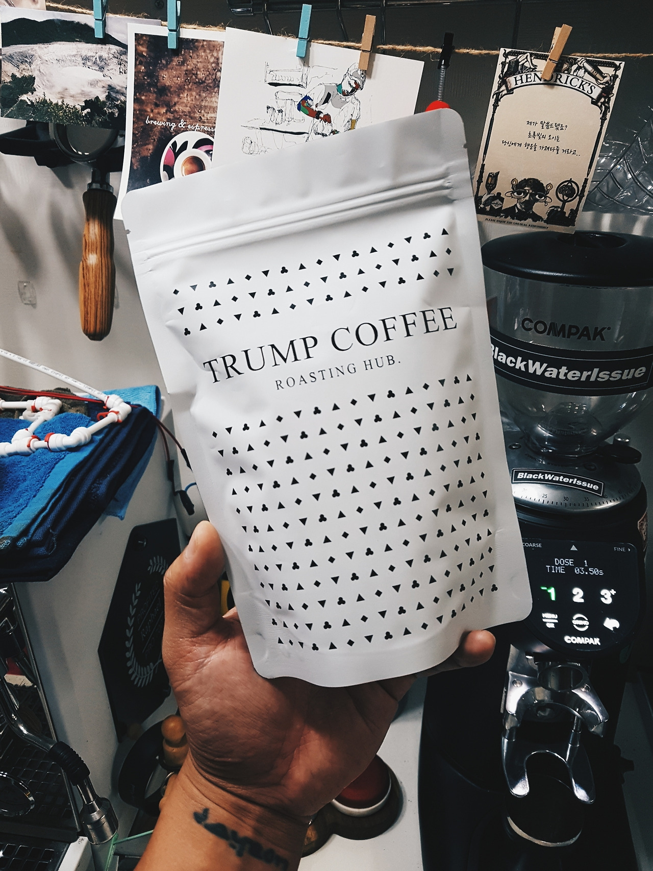 TRUMP COFFEE (트럼프 커피)