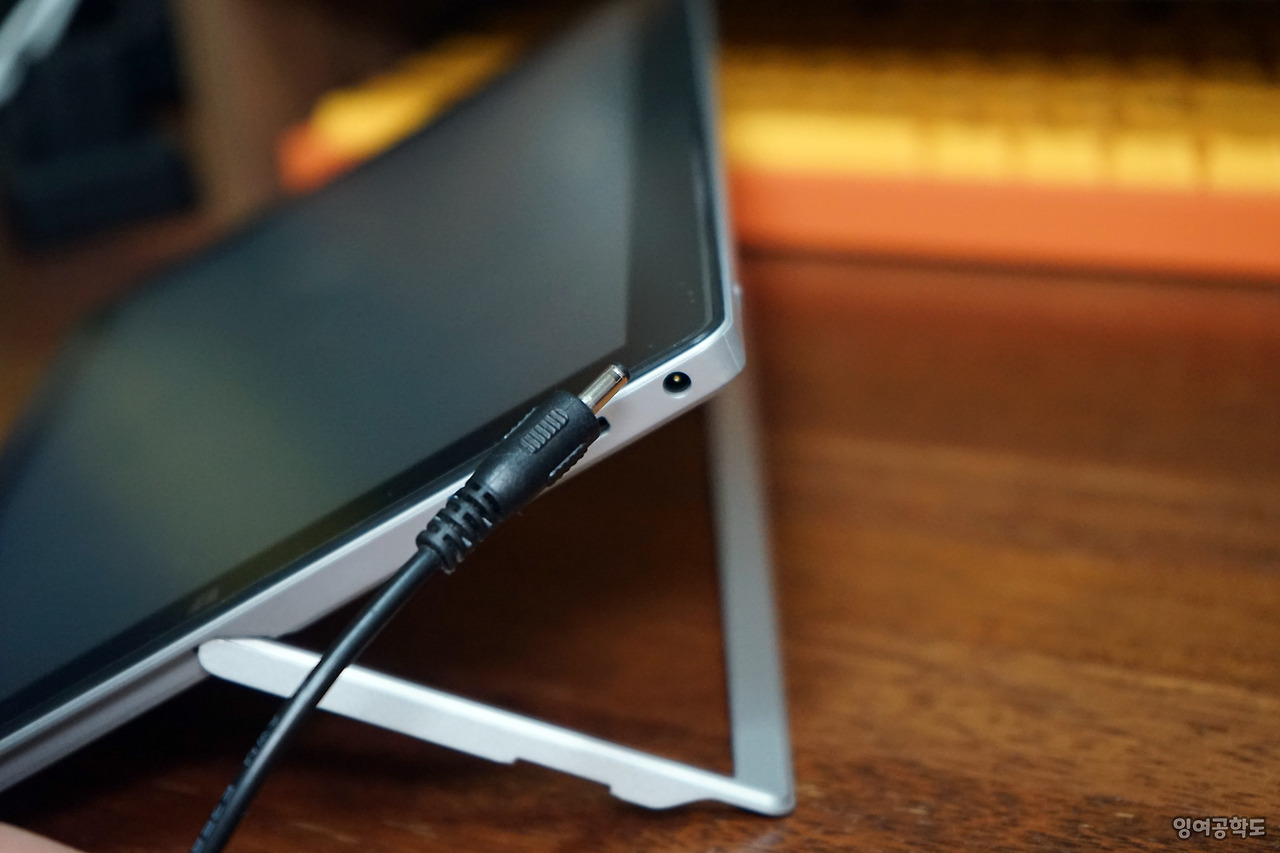 아이나비 탭 EZgo11 후기 SSD 장착 필수