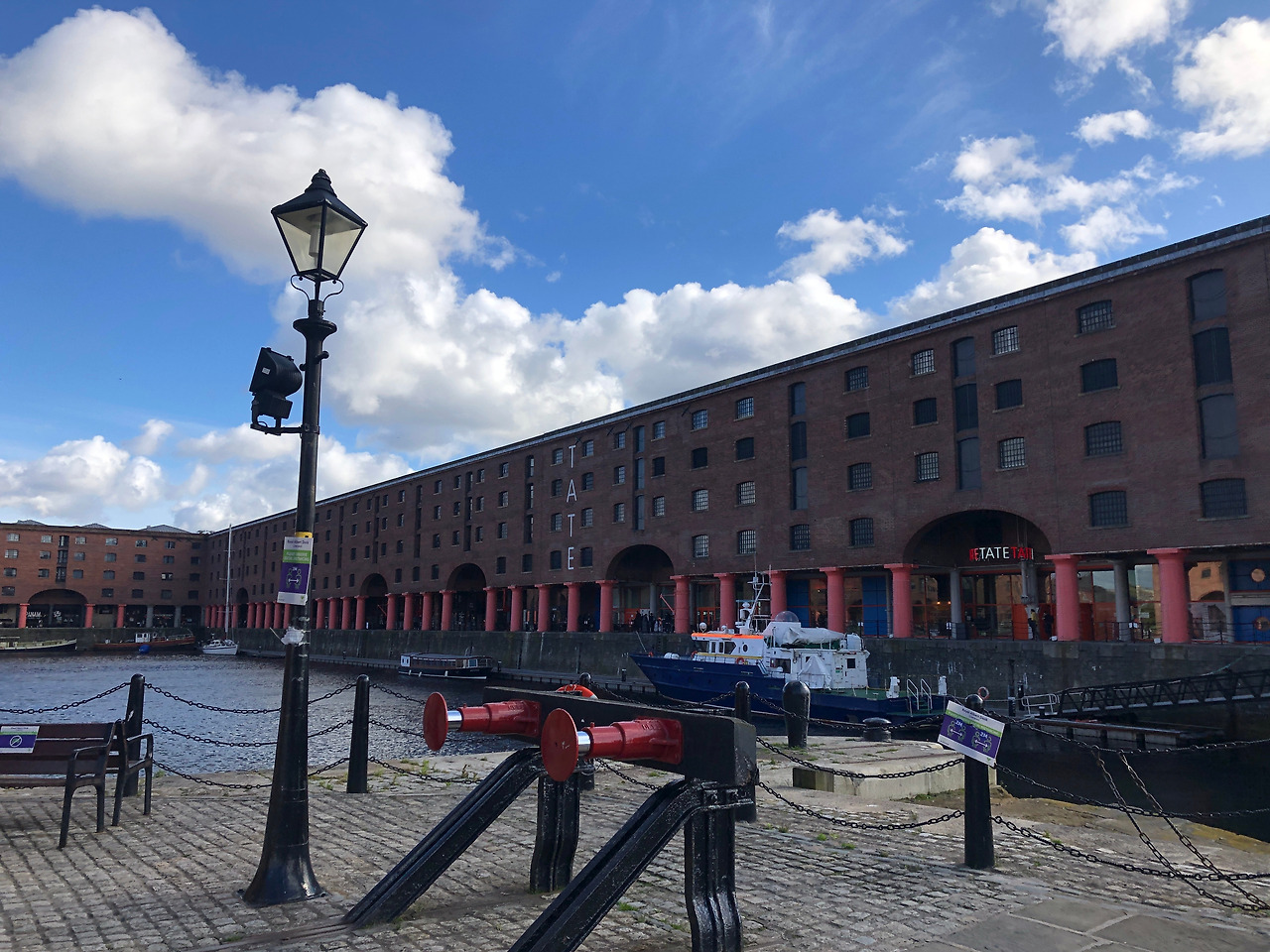 Tate Liverpool, biennale trip