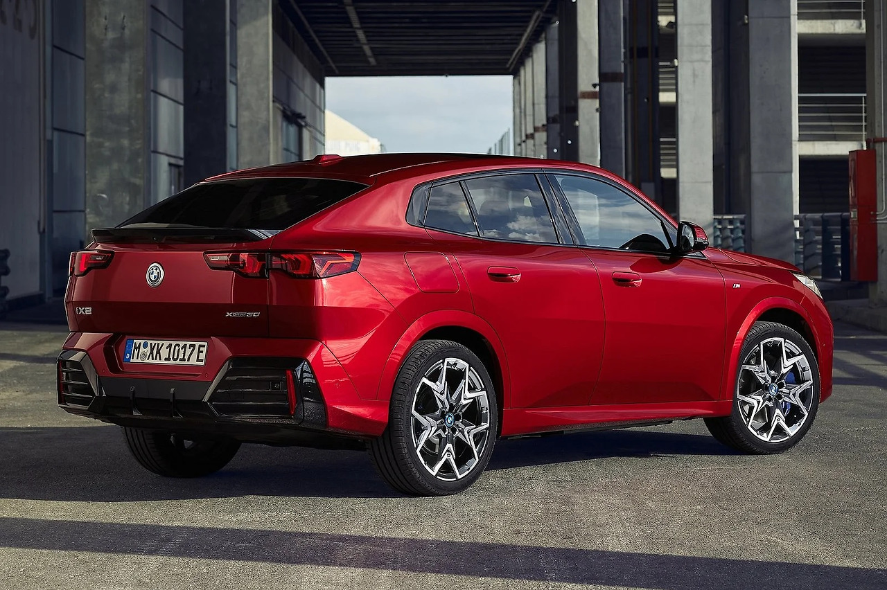 "478km 주행 가능" BMW ix2 eDrive20