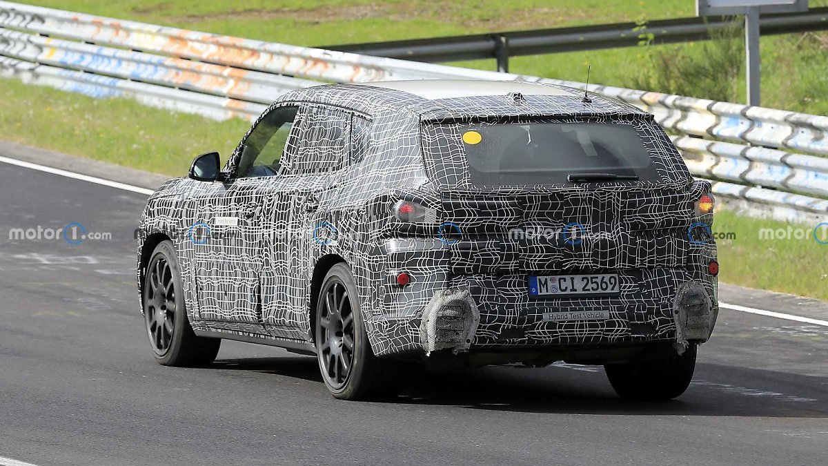 “750마력의 강력한 PHEV” BMW X8 포착