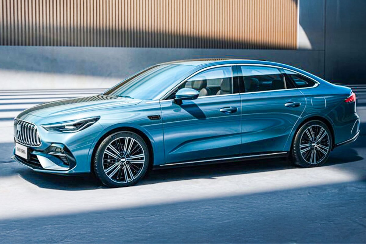 "나오면 아반떼 폭망!" 1500만원 가성비 세단 등장