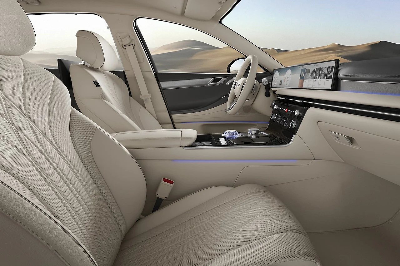 "설에 아빠 어깨 올라가는 자동차" 제네시스 G80