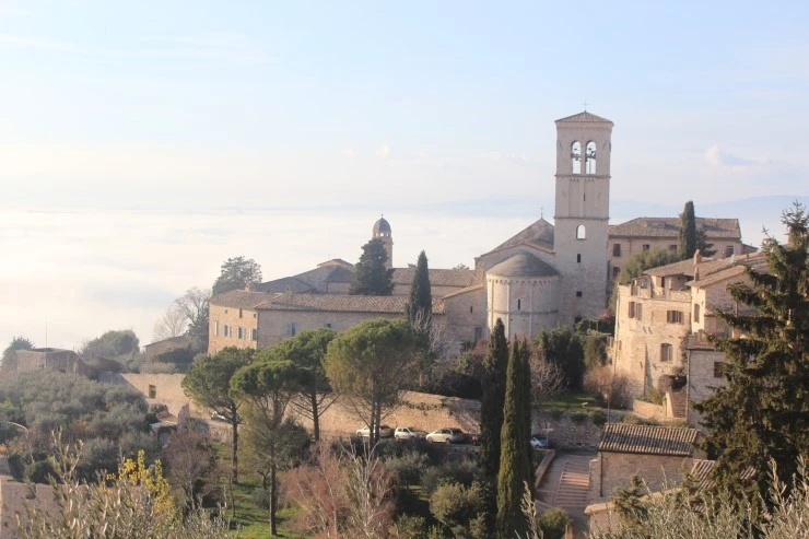 감사하는 모든 마음에 신이 깃들어 있다.