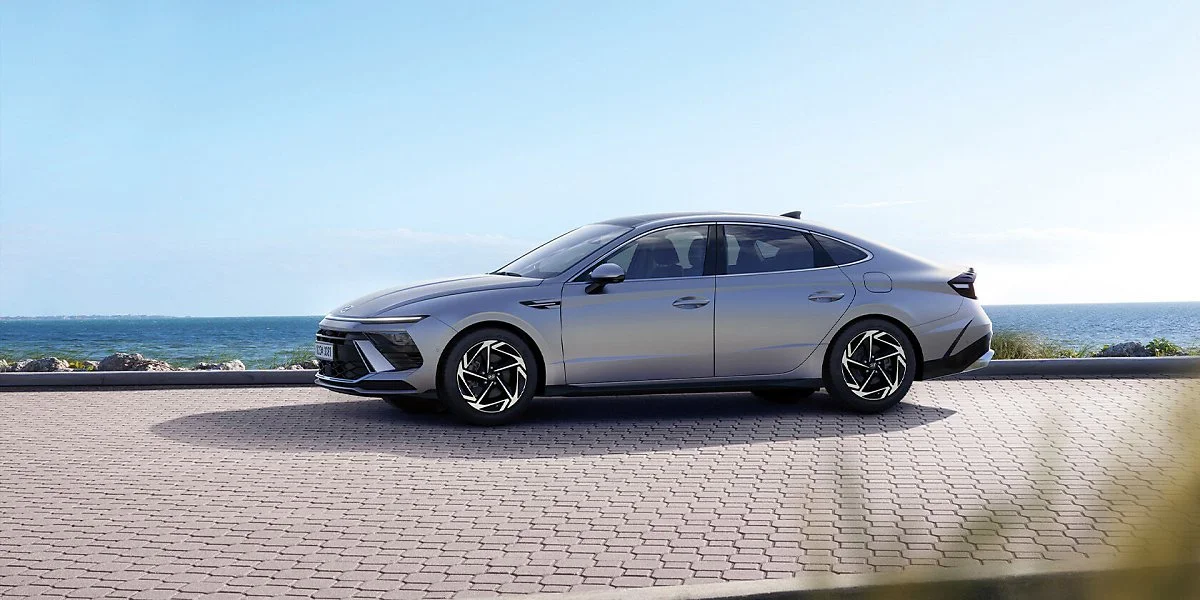 “쏘나타 VS 투싼” 당신의 선택은?