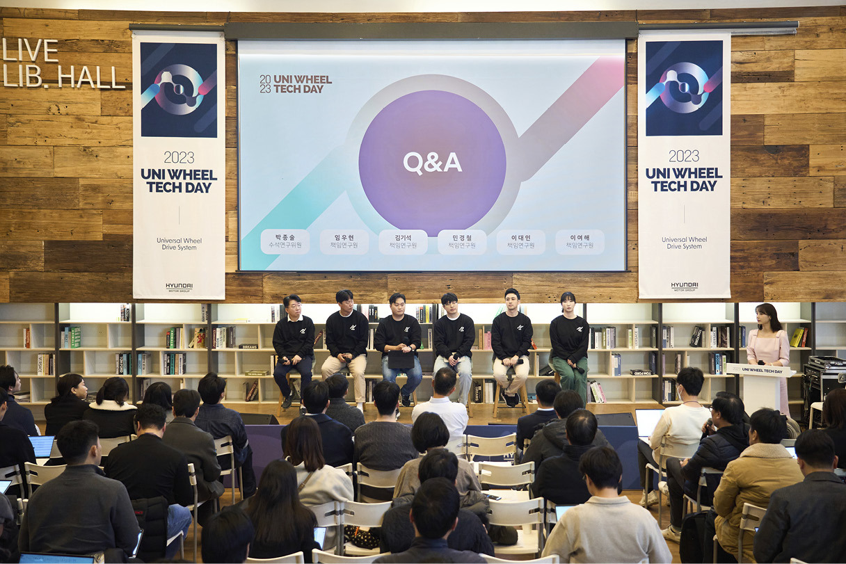 새로운 구동 시스템을 공개하다 유니휠 테크데이