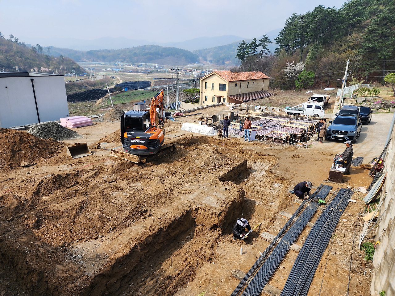 계룡 엄사면 김철님 전원주택 기초 공사 중 0418