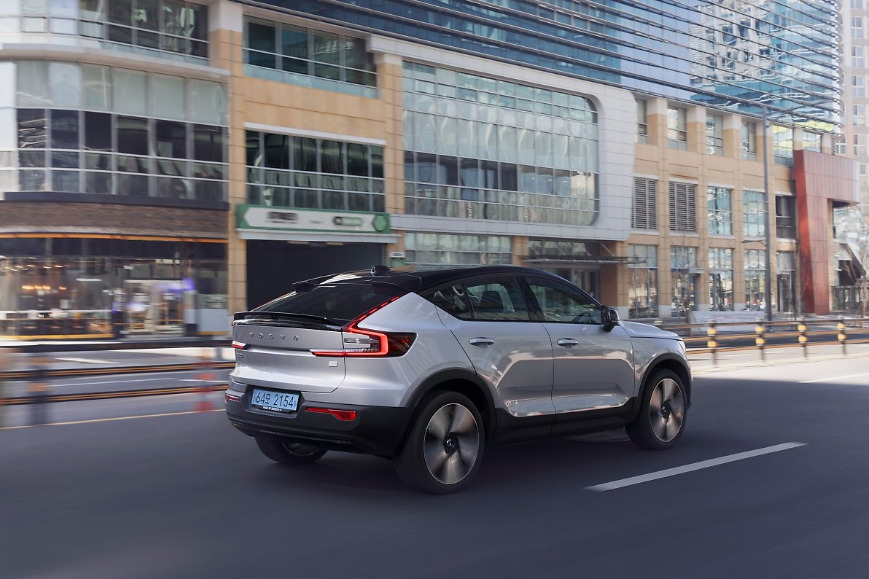 [시승기]볼보 전기차 퍼포먼스 SUV C40 리차지