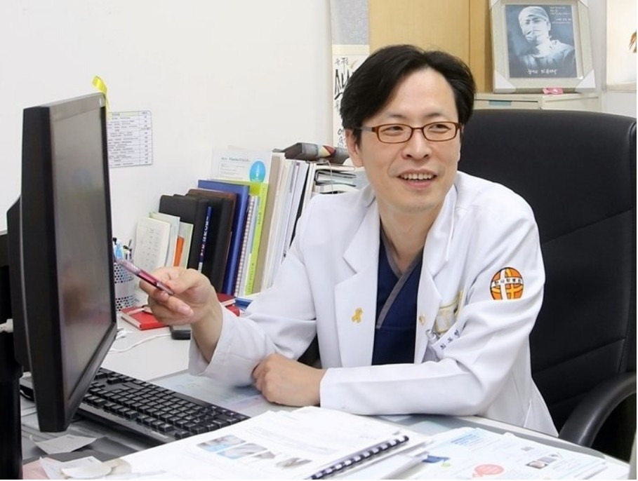위내시경 위장조영촬영으로 위암 예방