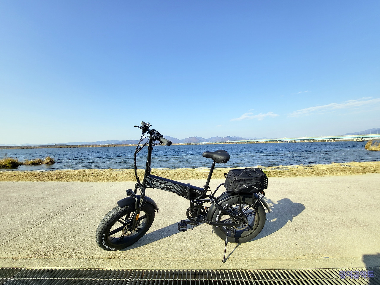 볼트몬스터 VT700 FB20 후기