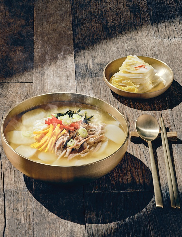 신세계 매거진 기고 설날 아침의 떡국