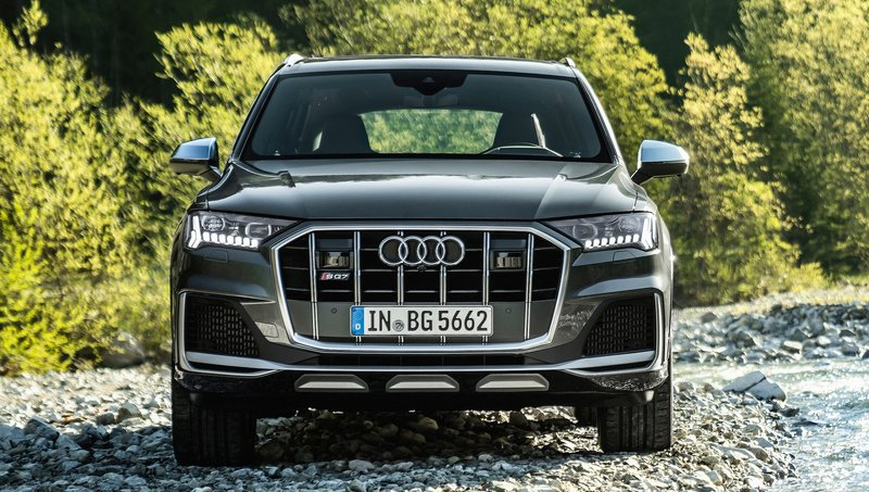 "아빠를 위한 고성능 SUV" 아우디 SQ7 TFSI