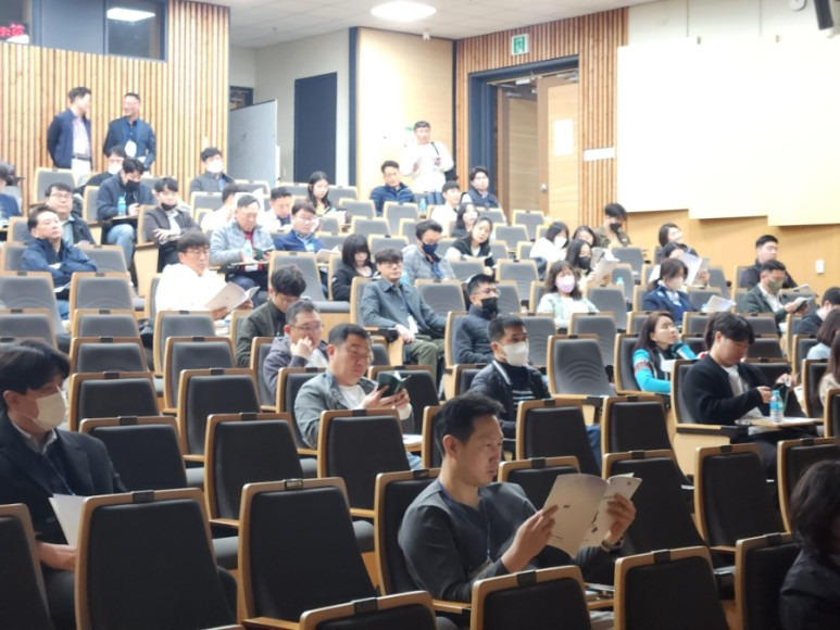 소통과 공감 리더십 특강 강의 강사 유경철