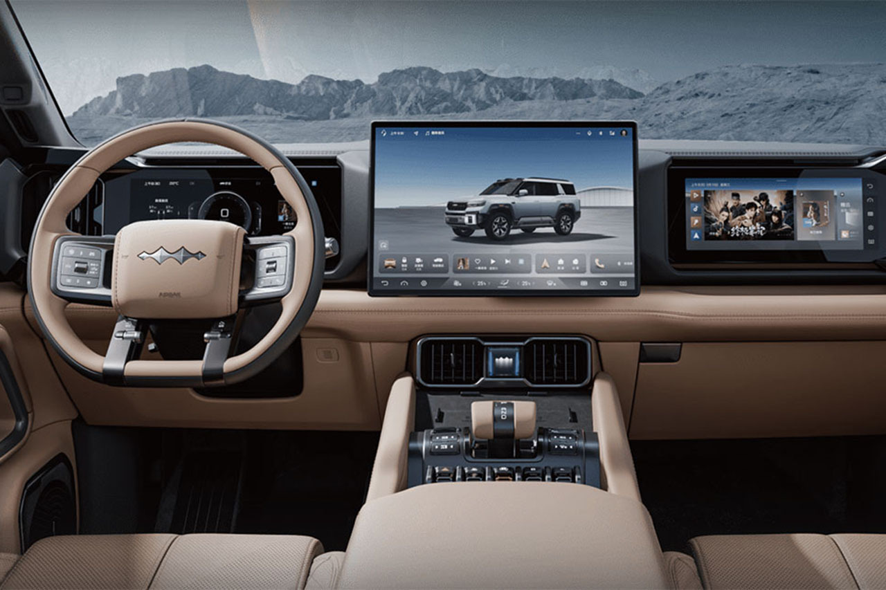 주행거리 1200km, 737마력 자랑하는 대형 SUV