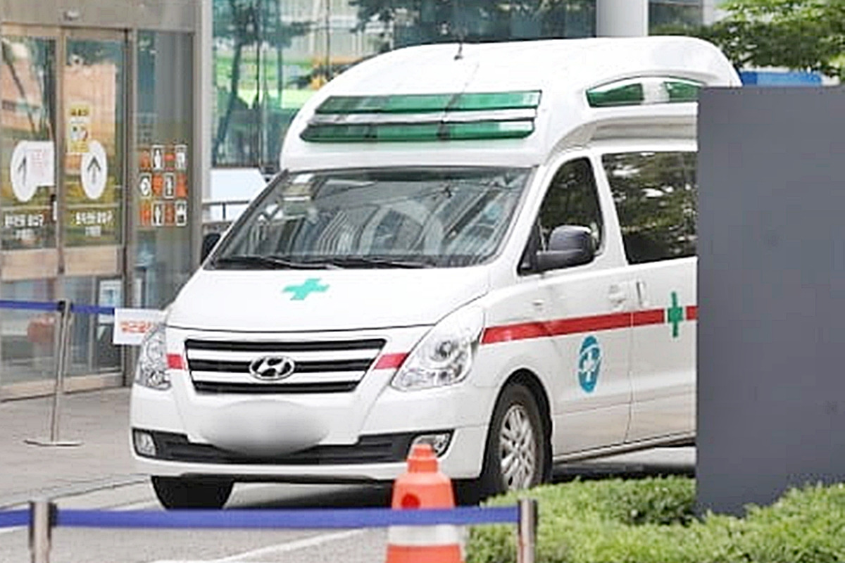 간식에 목숨을 걸었네 구급차가 사이렌 켠 황당 이유