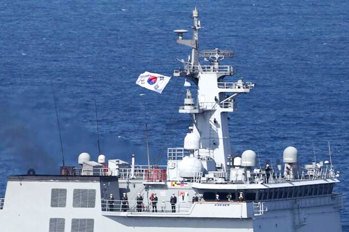 욱일기 경례 논란일본 네티즌 불쾌해