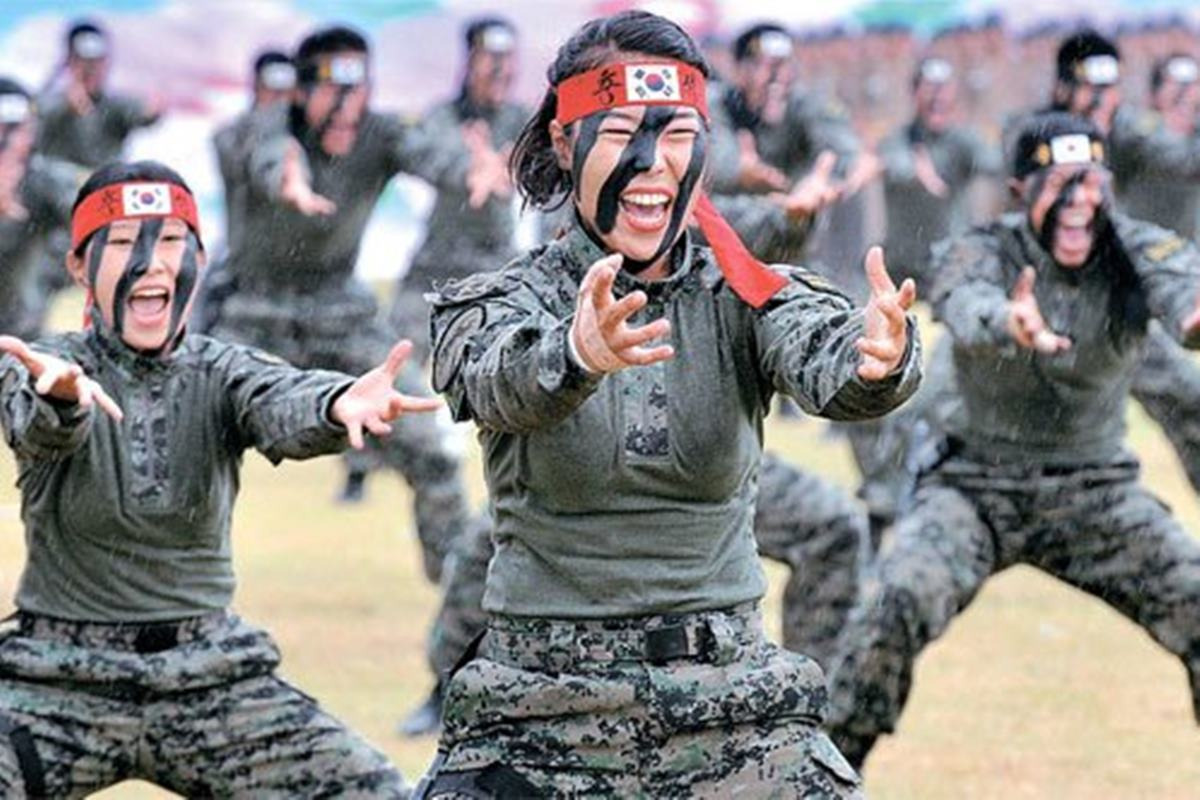 여자만 있다고 여성으로만 구성된 한국 특수부대