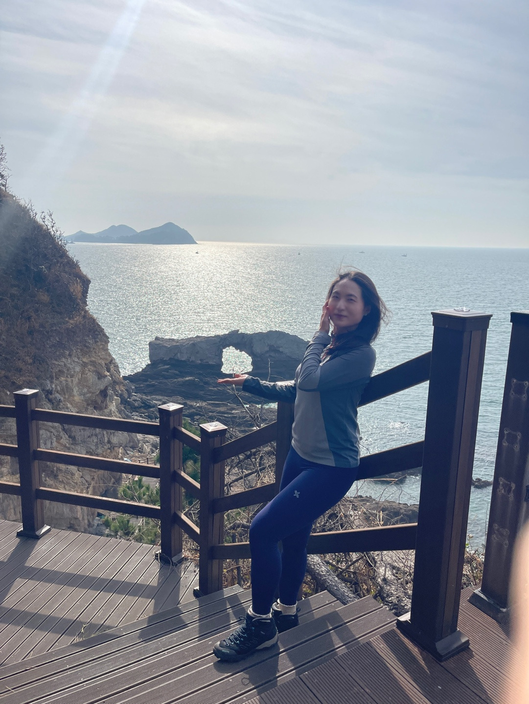 군산 방축도독립문 바위