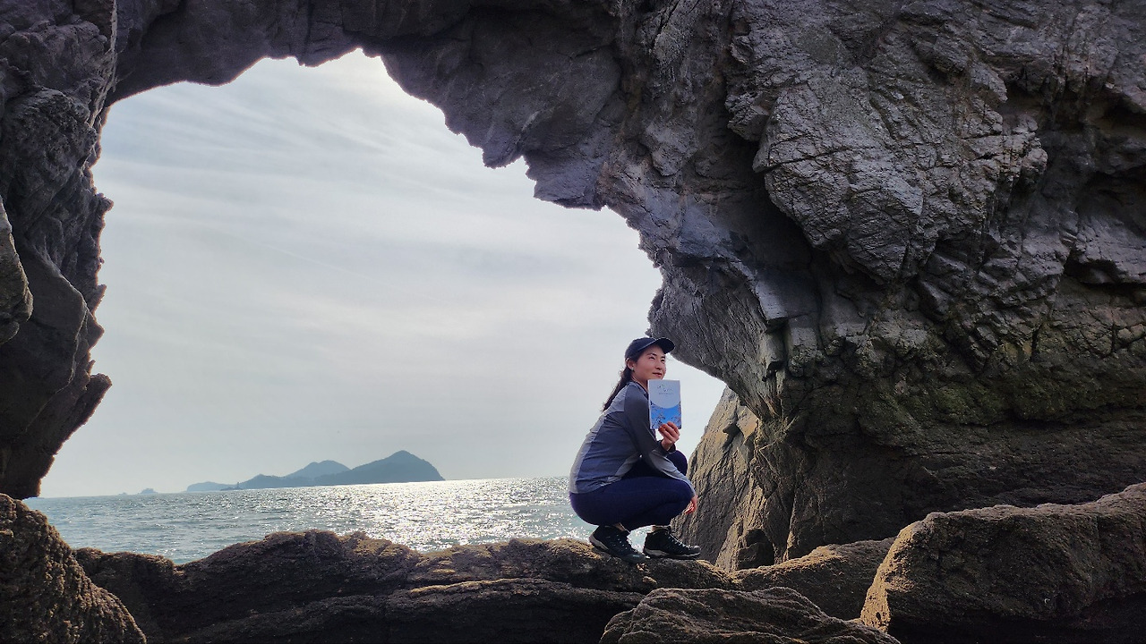 군산 방축도독립문 바위