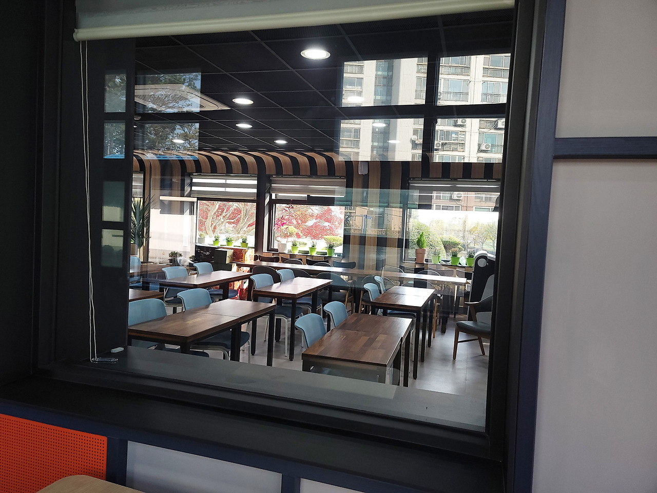카페같은 요즘 학교 도서관