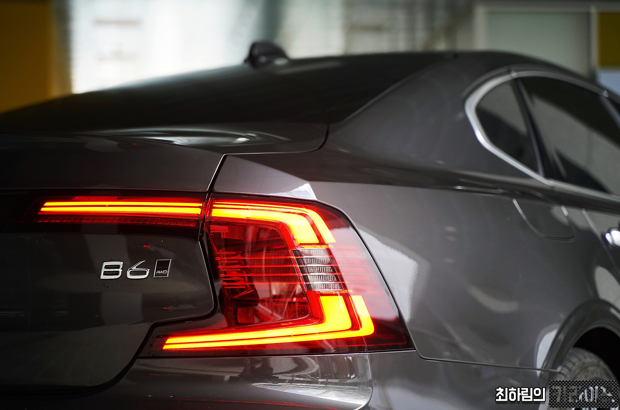 볼보 S90 B6 AWD 인스크립션 외관 직접 살펴보니