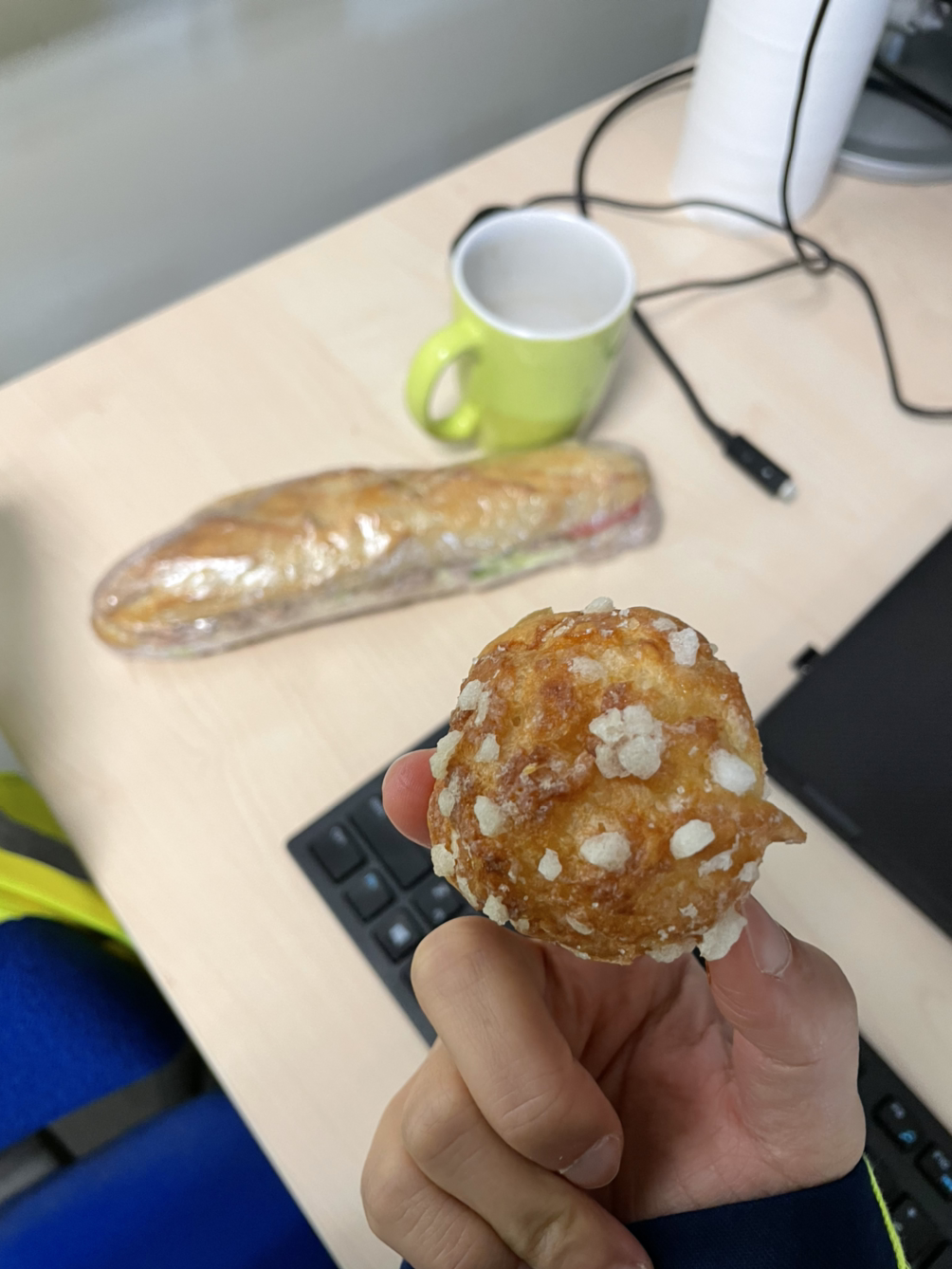 점심 배달 온 남편
