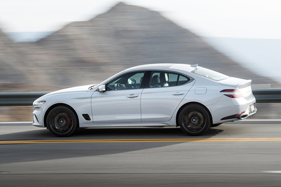 제네시스 G70 단종?... "이미 2세대 개발 착수"