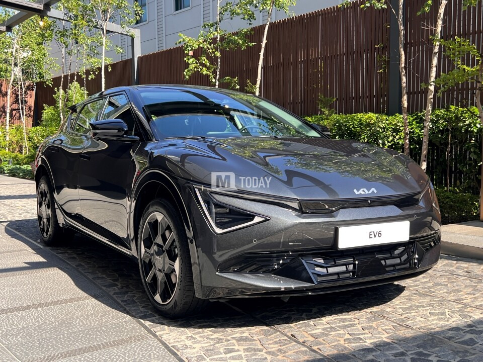 기아 신형 EV6, 같은 가격에 이 정도로 달라졌다고?