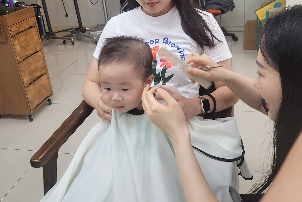 조카사랑 이모의 커트하는 날