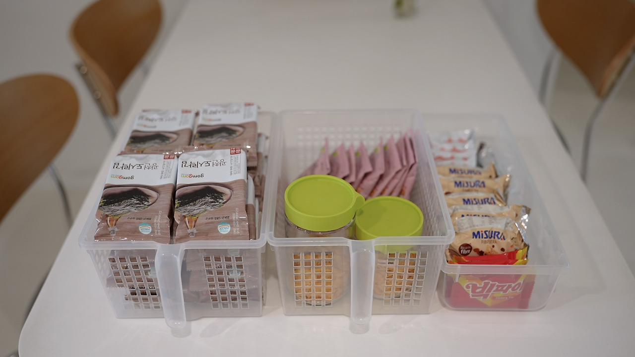주방 상부장 하부장 효율적인 정리 수납 방법 좁은 주방 3배로 넓게 쓰는 주방 정리 수납 팁 팬트리 정리 네이버 블로그