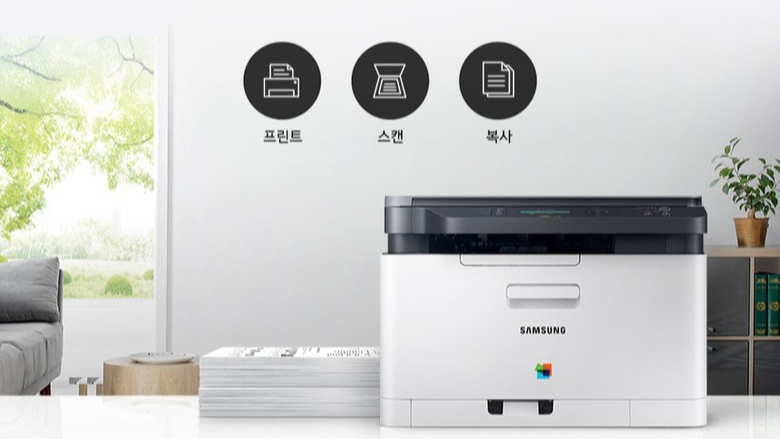 삼성 레이저 프린터 SL-C563W(SL-C56x 시리즈) 스캔하는 방법