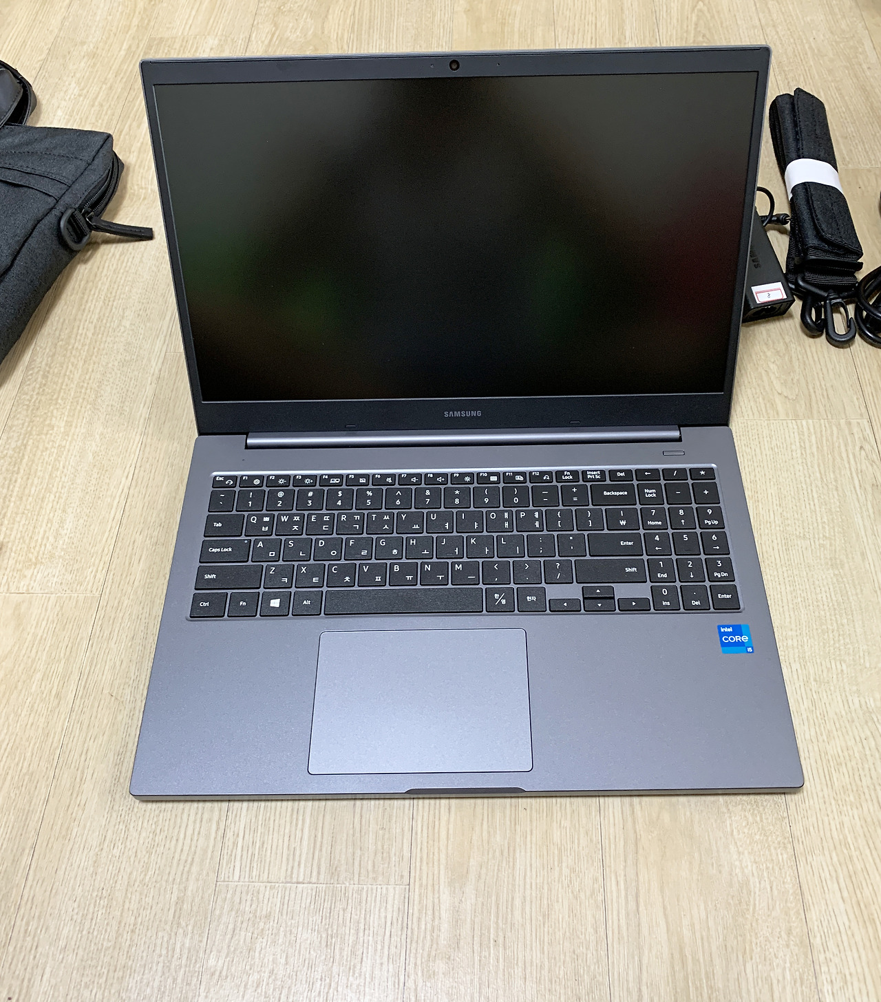 삼성 노트북 Plus 2 NT551XDA-K10/R 리뷰