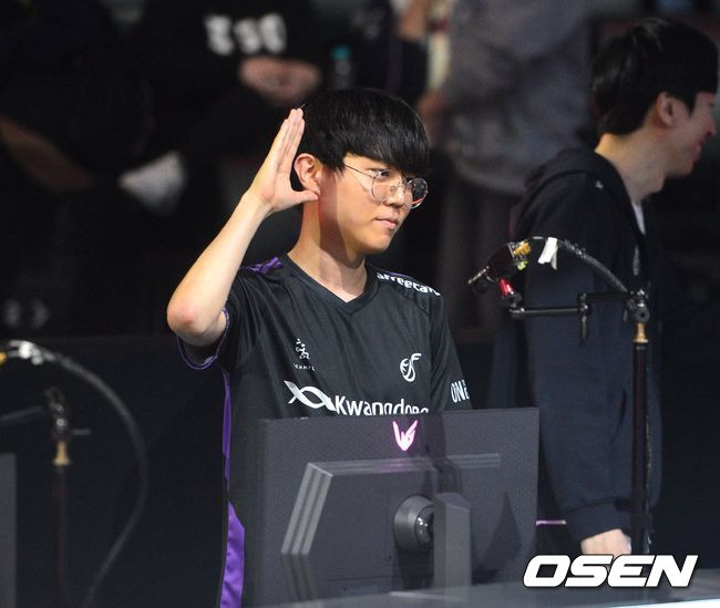 커즈 문우찬이 전하는 C언어 본질을 잘 봐라 Lck 톡톡